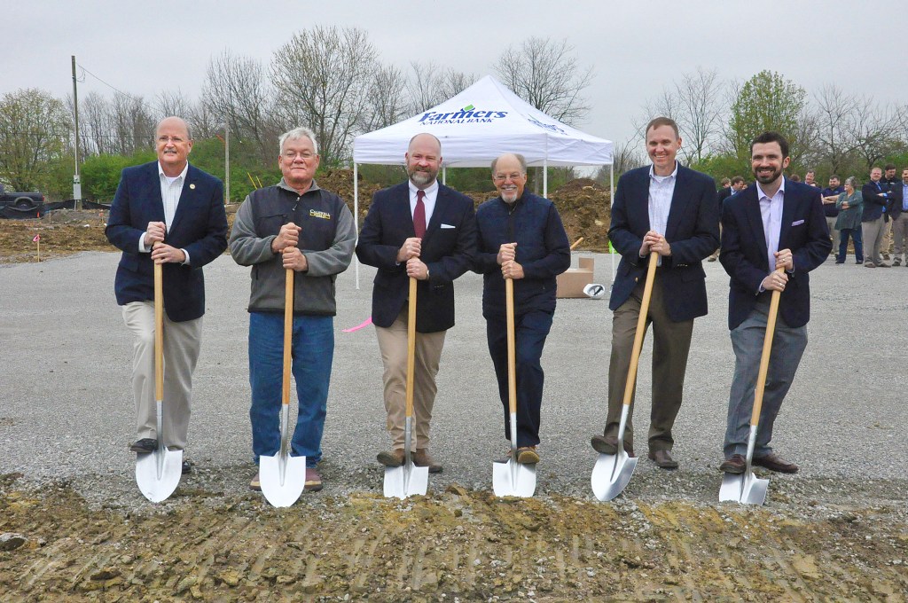 Farmers Bank breaks ground at new location - The Advocate-Messenger ...