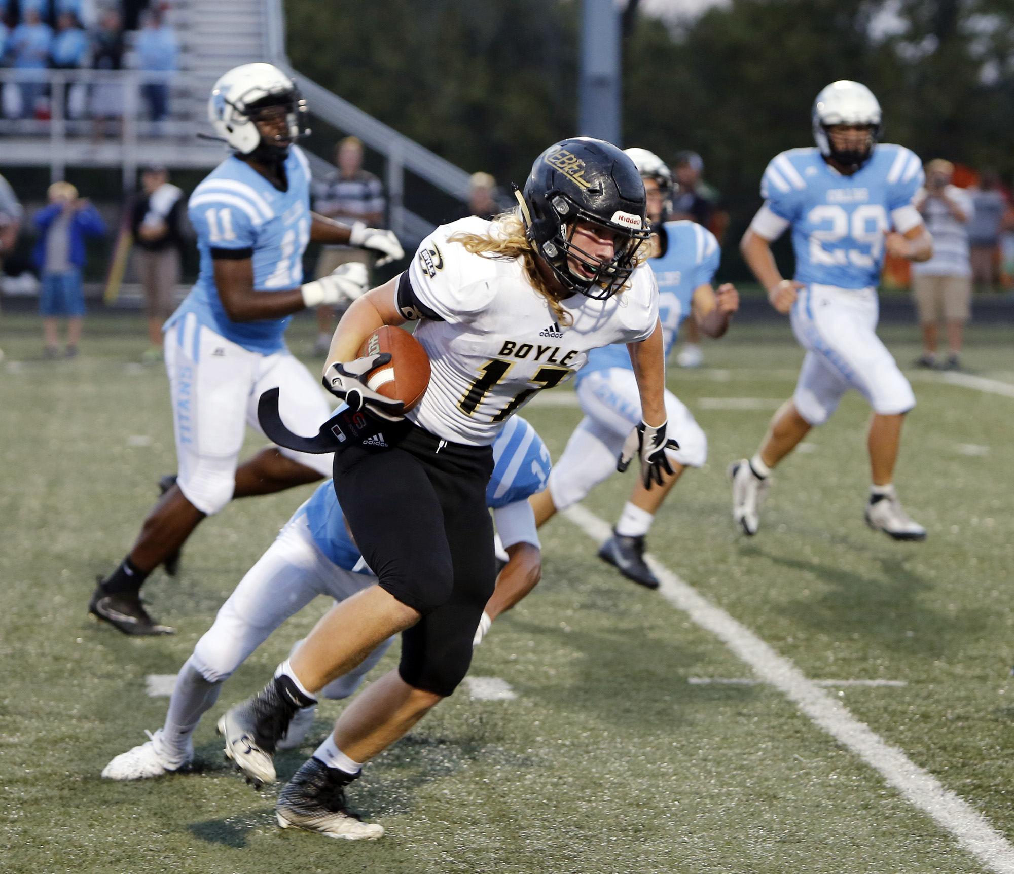 Rebels dominate line of scrimmage for big win at Collins - The Advocate ...