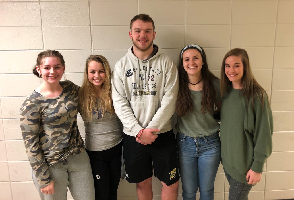 Signing on the dotted line | The Advocate-Messenger