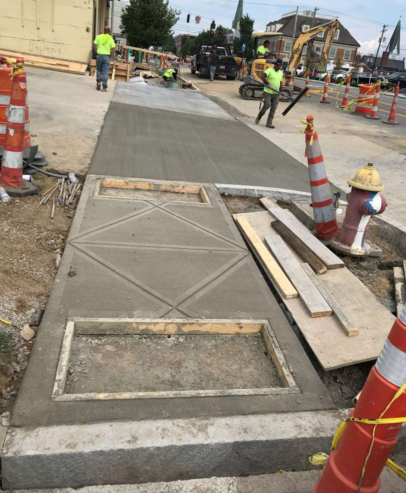 Main Street’s streetscape project continues | The Advocate-Messenger