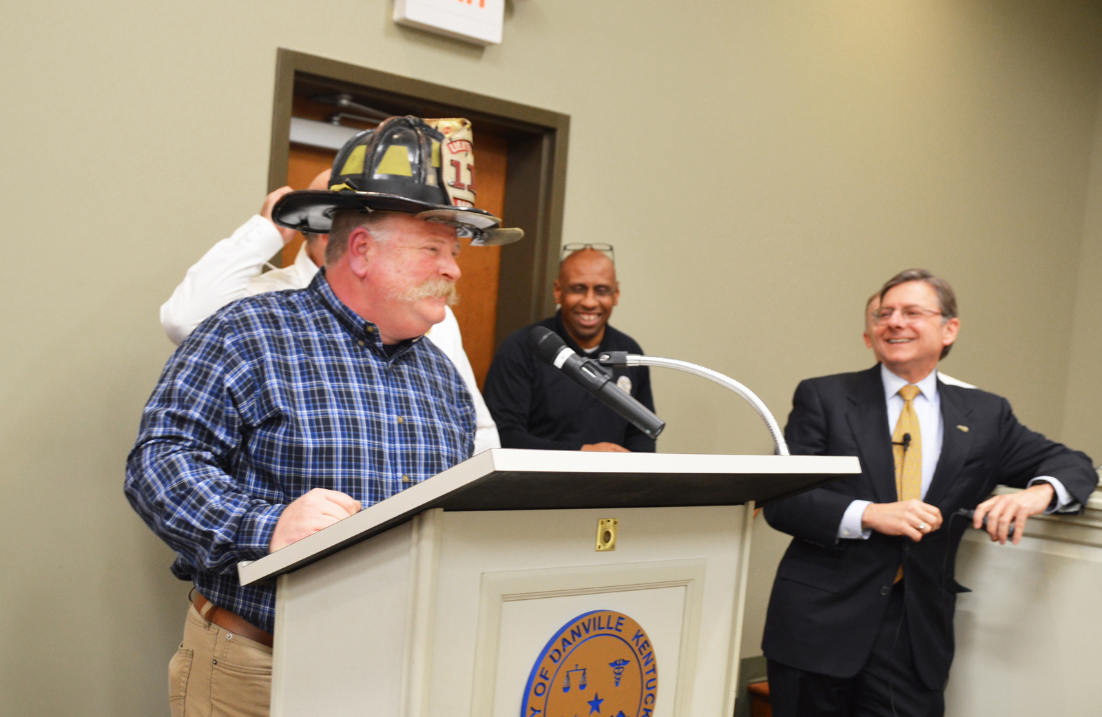 Danville fire deputy chief, police sergeant get emotional goodbyes ...