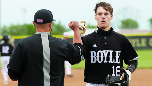 Rebels finding ways to win the close ones | The Advocate-Messenger