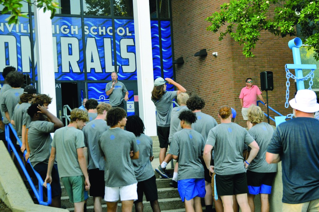 Danville baseball team gets first-class sendoff to state | The Advocate ...