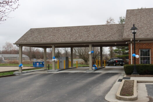 Junction City PBK Bank celebrates grand reopening - The Advocate ...